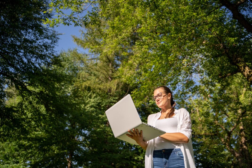 AI in Environmental Journalism | Earth Endeavours